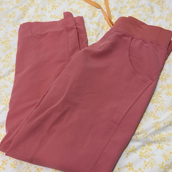 Figs | Other | Figs Xs Kade Coral | Poshmark